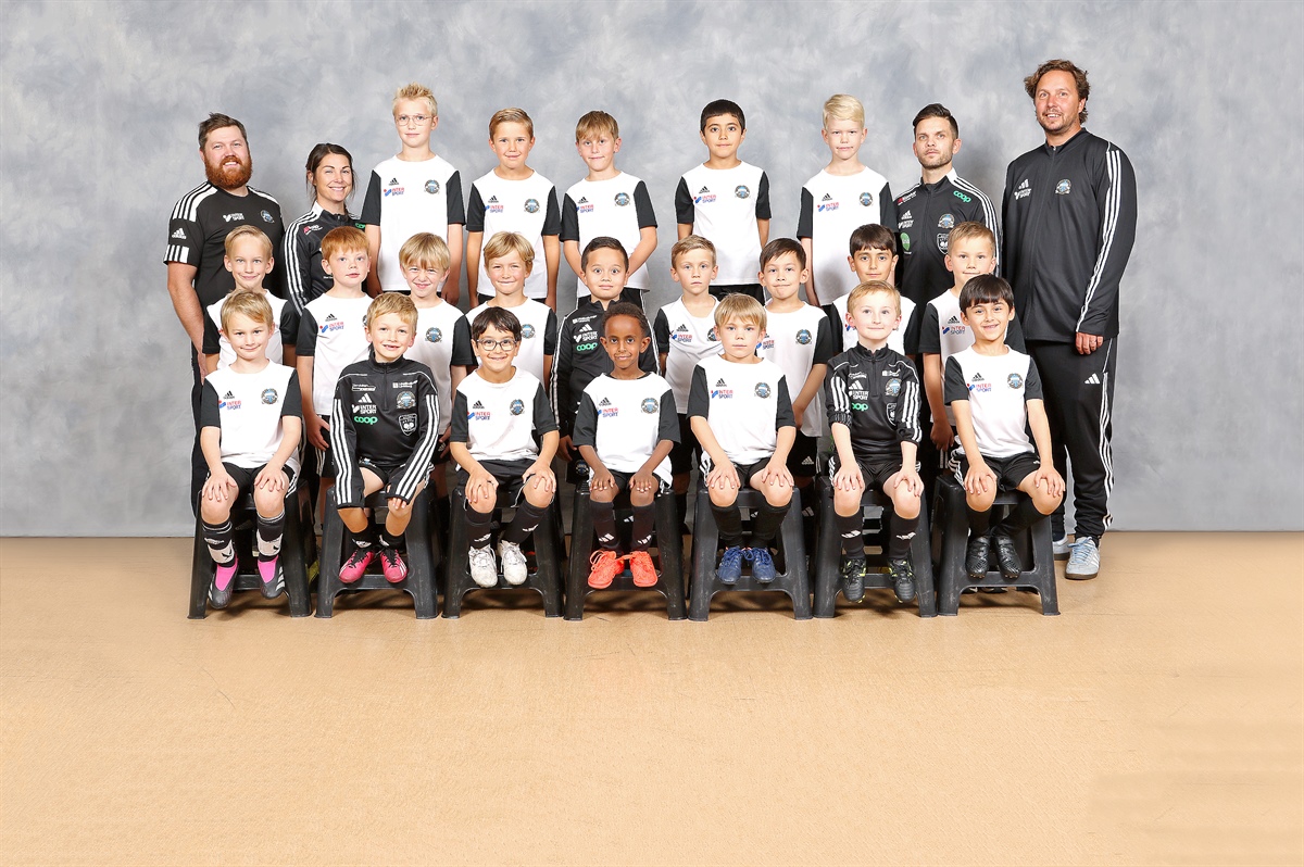 Truppen / Sandvikens AIK FK - P-2016 - Svenskalag.se